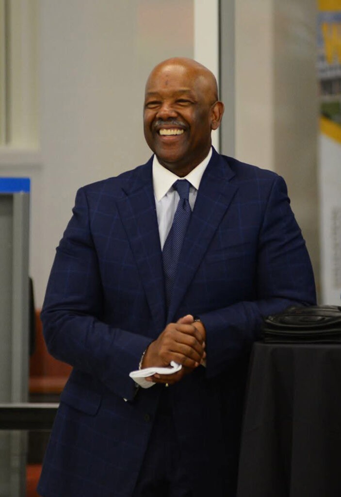 Dr. Donald E. Thompson believes in young people - Greater Texas Foundation